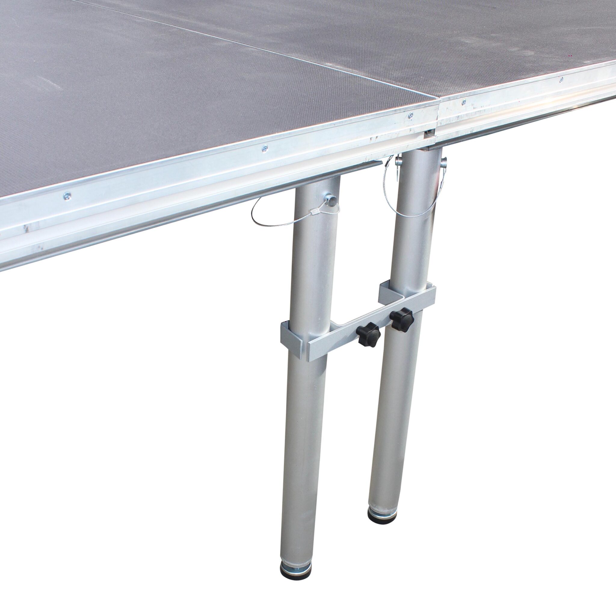 Heavy Duty 2 Leg Clamp for StageQ Staging – Sigmet